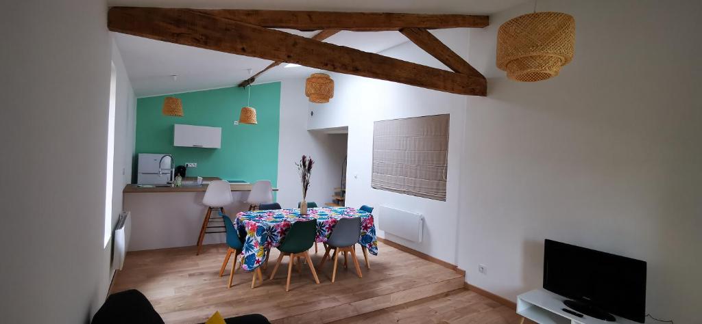 Chai Aurel et Nico, Néac (updated prices 2026)