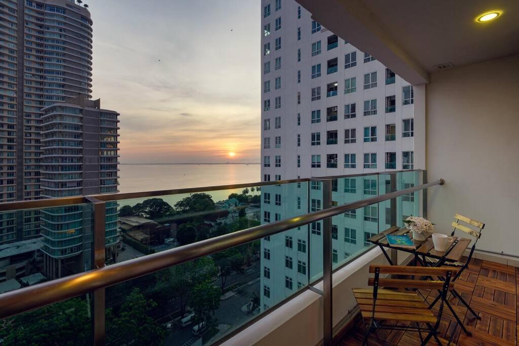 2R2B/Harmony Sunrise/1~8pax/Gurney/Mansion One, George Town (updated ...