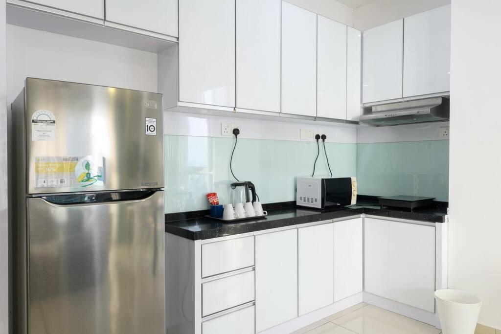 2R2B/Harmony Sunrise/1~8pax/Gurney/Mansion One, George Town (updated ...