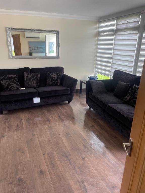 K109 Chalet, Camber (updated prices 2025)