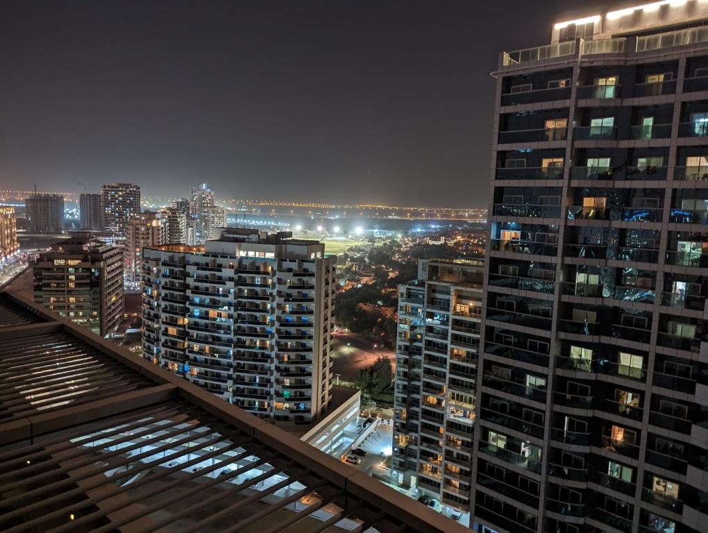 Amazing studio apartment، دبي (أسعار محدثة لعام 2024)