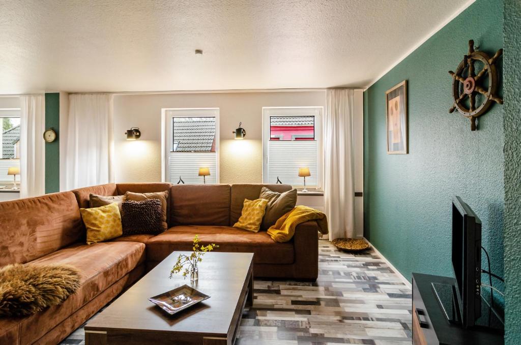 Femeer 02, Wilhelmshaven (updated prices 2025)