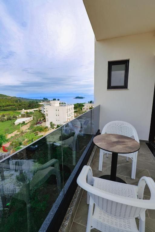 HOTEL RENATO | Hotel in Ksamil, Albania