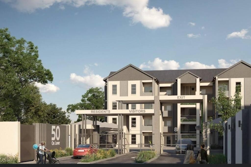 Blue Lilly - 50 on Lever Unit 19, Midrand – Updated 2023 Prices