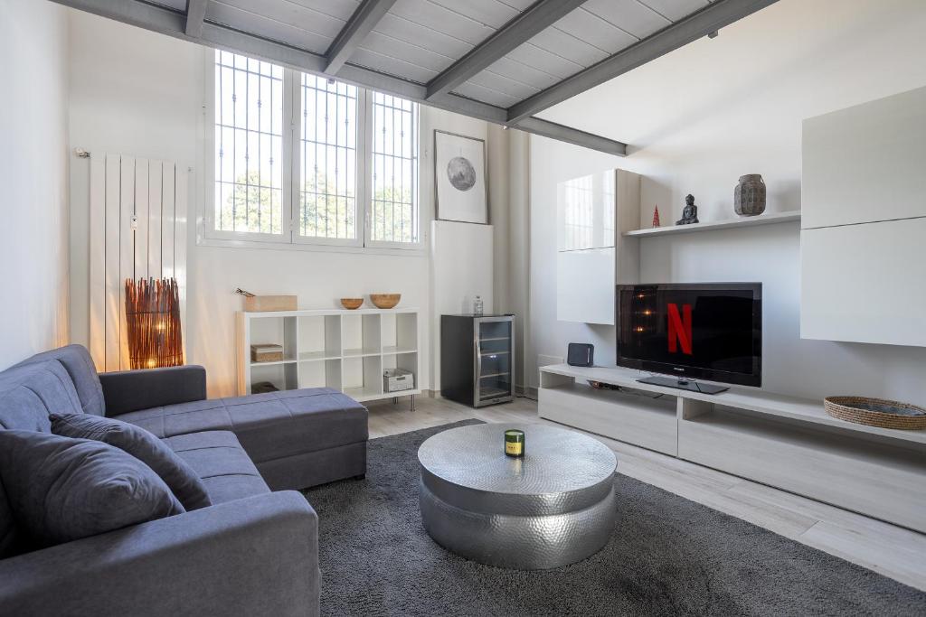 [Navigli-Duomo] Exclusive Design Loft su due piani con WiFi, Milan ...