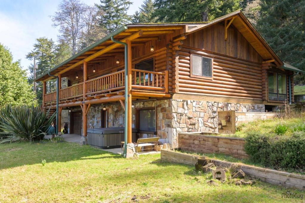 The Lake Cabin, Lakeside (updated prices 2025)