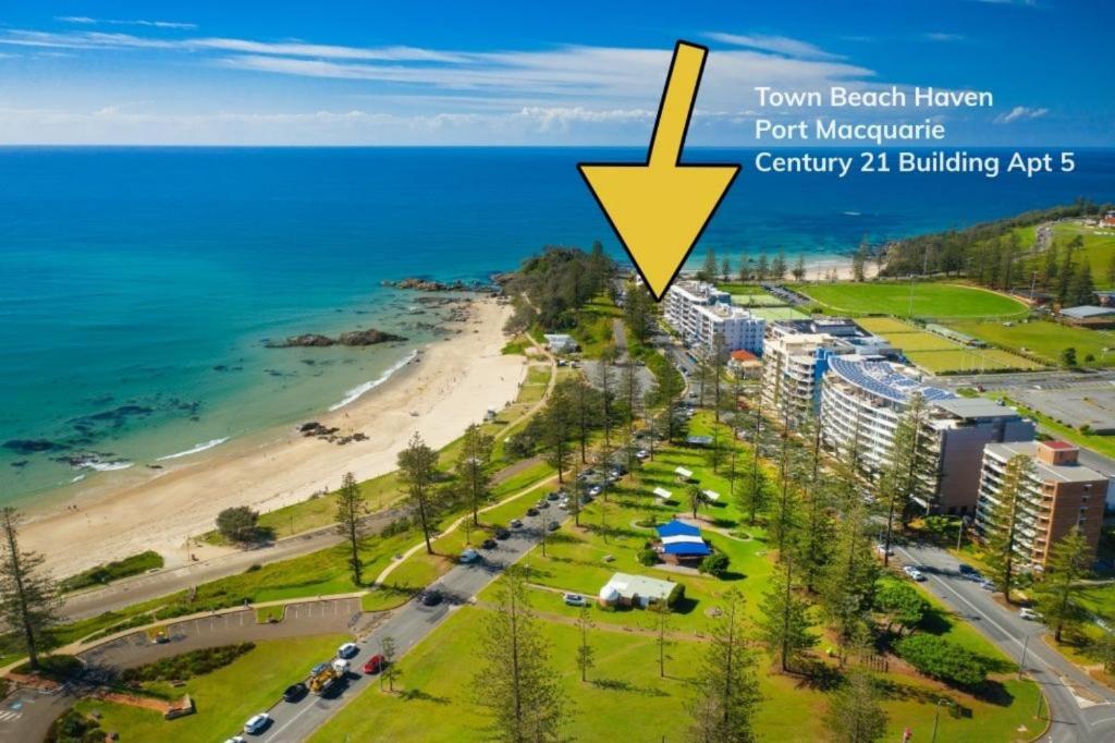 Town Beach Haven - Apt 5 Century21 beachfront, Port Macquarie (updated ...