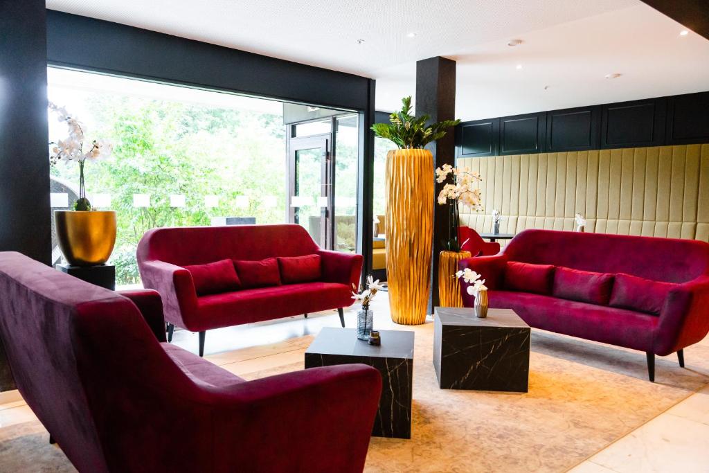 Red Sofa Literary Address | Cabinets Matttroy