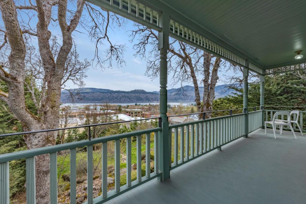 Historic Roe Parker home, Hood River – Updated 2024 Prices