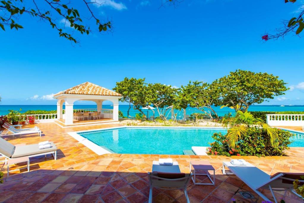 Villa Riviera, Les Terres Basses (updated prices 2026)
