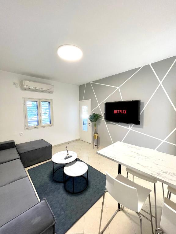Rambam BEACH apartment, Haifa (updated prices 2026)