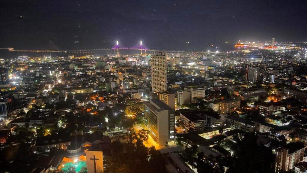 CCLEX's Best View Apartment @47 Floor , 101Horizon, Cebu City (updated ...