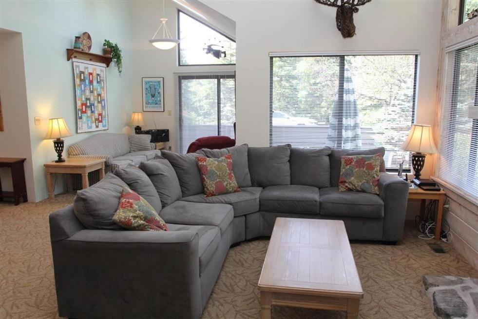 Seven Springs 3 Bedroom Standard Condo with Loft and Mountain Views ...