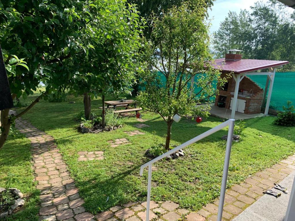 Casa de vacanta 483A, Lacul Surduc, Fîrdea (precios actualizados 2024)
