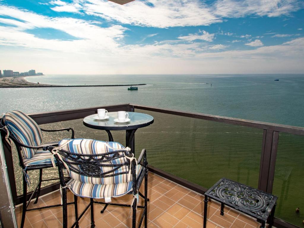 440 West Condos 1107-N - Panoramic Water Views, Clearwater Beach ...