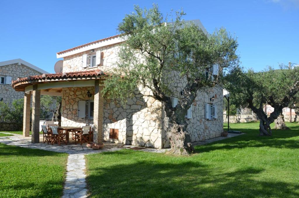 L'Olivetta, Lithakia (updated prices 2026)