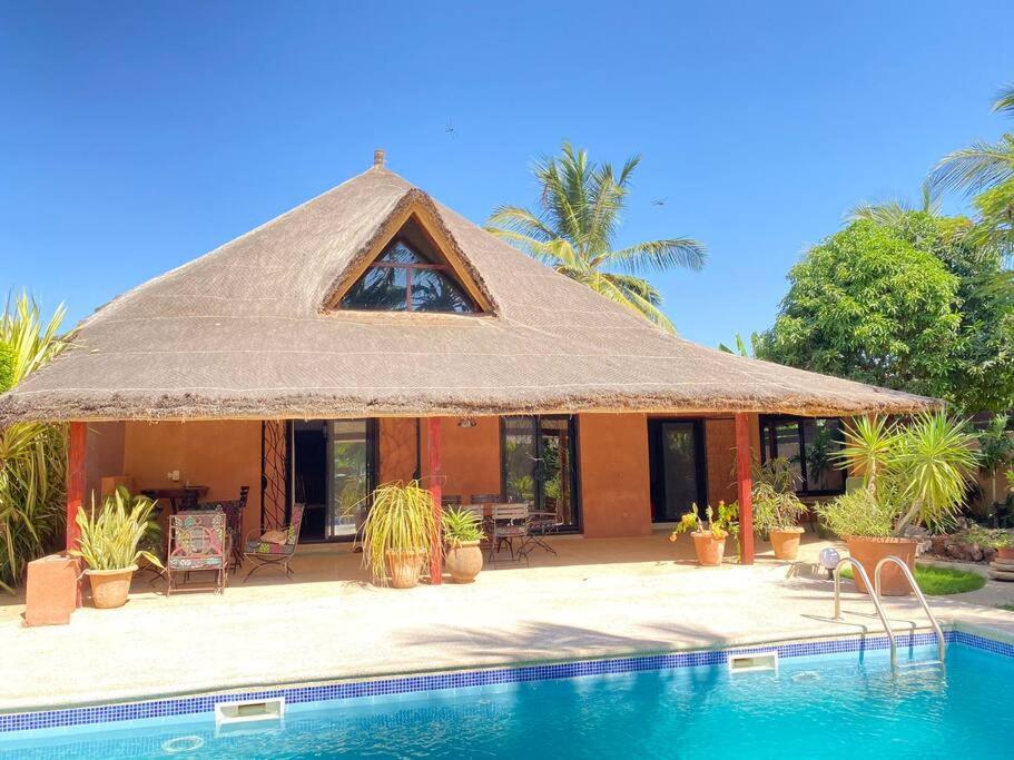 Splendide Villa à Nianing non loin de la mer, Nianing (updated prices 2025)