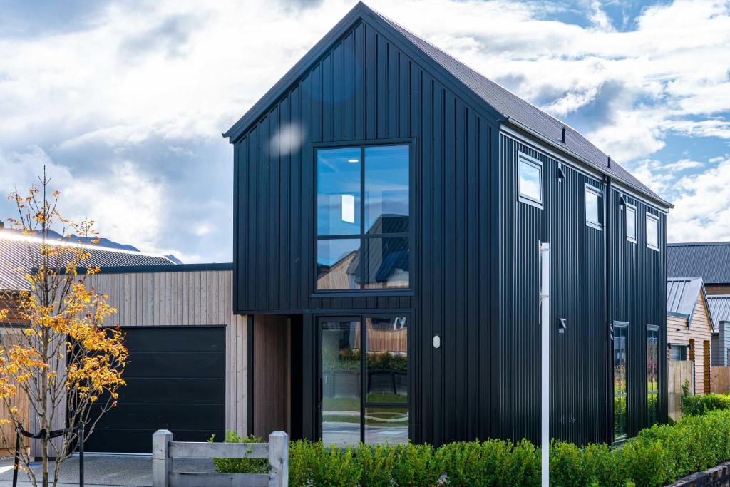 Amazing Alpine Views in Wanaka, Wanaka (updated prices 2026)