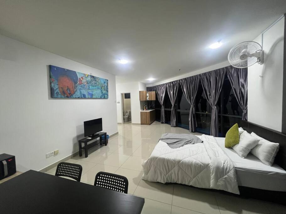 Entire Unit PJ Section 13 Pool /Parking Opp Jaya 1, Petaling Jaya ...