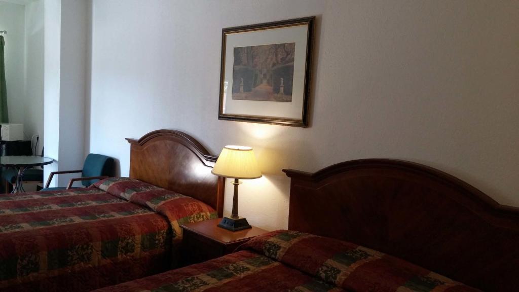 Country Regency Inn & Suites, Manvel (updated prices 2025)