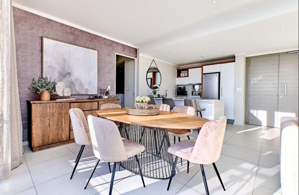 Executive and Spacious Apartments in Masingita Towers Sandton ...