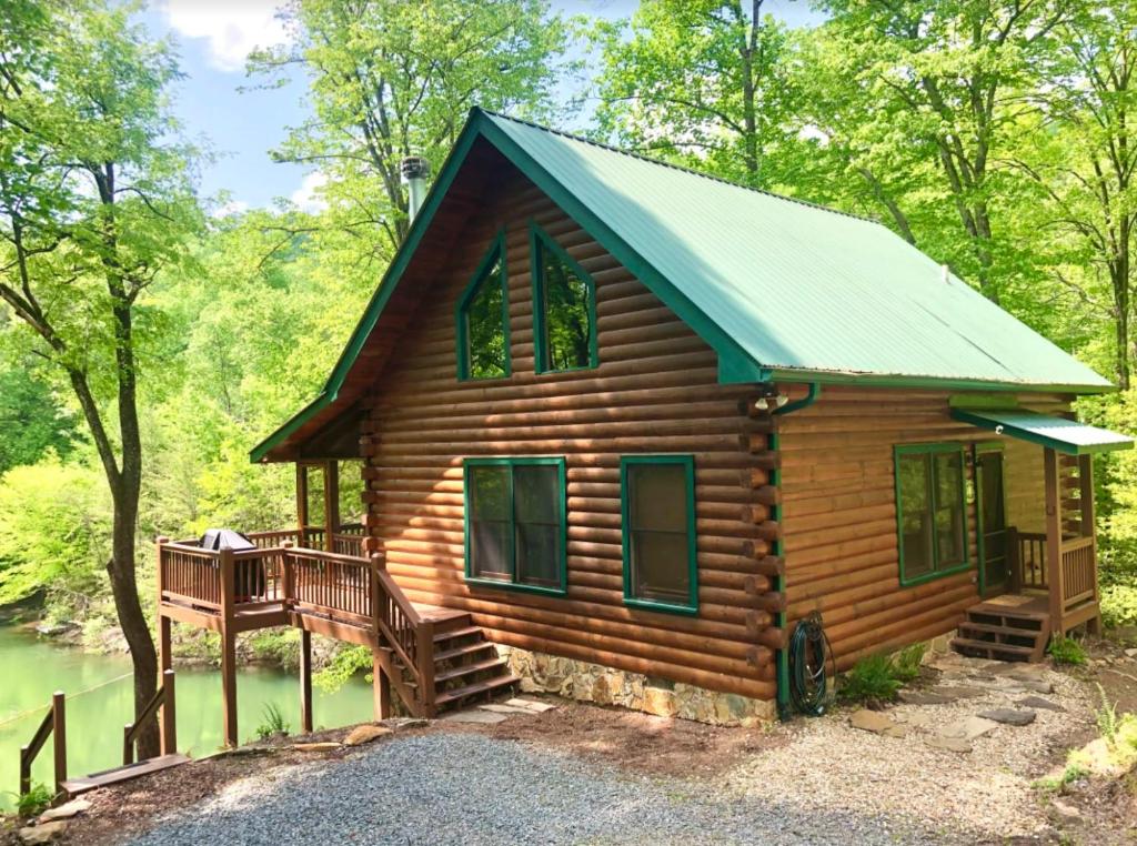 Tiny Lake Cabin Waterfront With Hot Tub & Fire Pit, Blue Ridge (updated ...