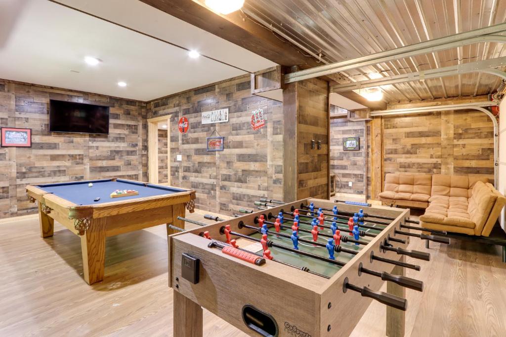 Private Ellijay Cabin with Hot Tub and Amenities!, Ellijay (updated ...