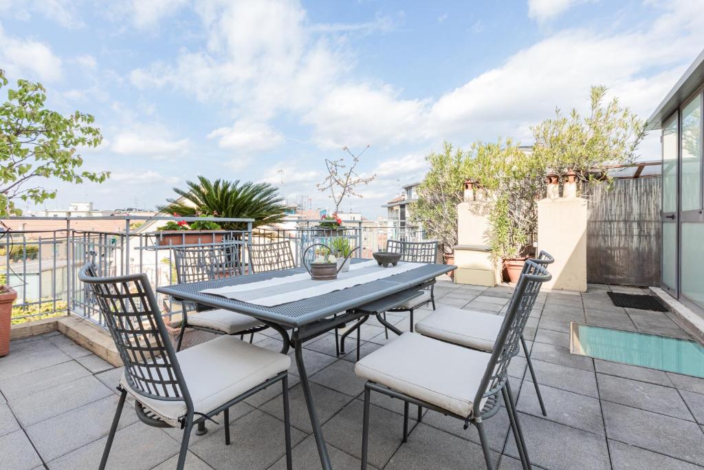Sempione Split-level Terrace Apartment - Top Collection, Mailand ...