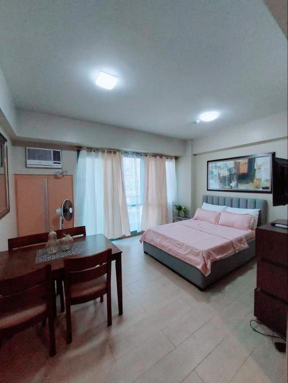 TWO PALM TREE VILLAS NEWPORT 1 PASAY, Manila (updated prices 2025)