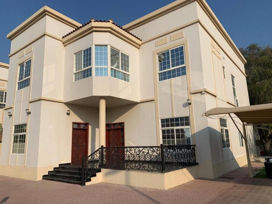 Luxurious Independent Villa in Al Quoz 1, Dubai (updated prices 2025)