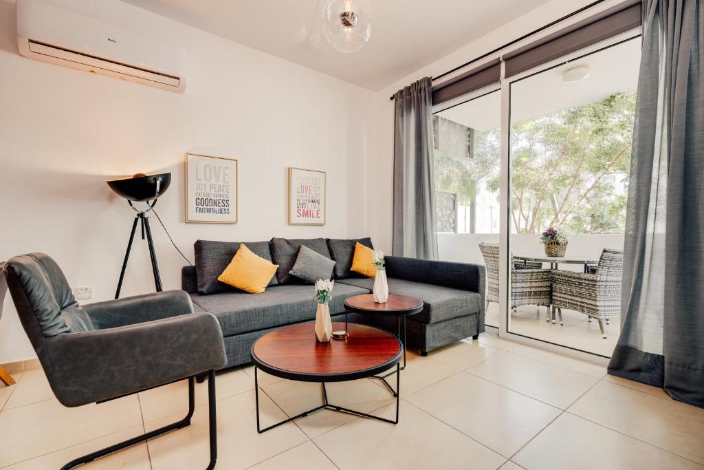 SunnyVillas: 2BR Mythical Apt*Swimming Pool*AK04, Paralimni (precios ...