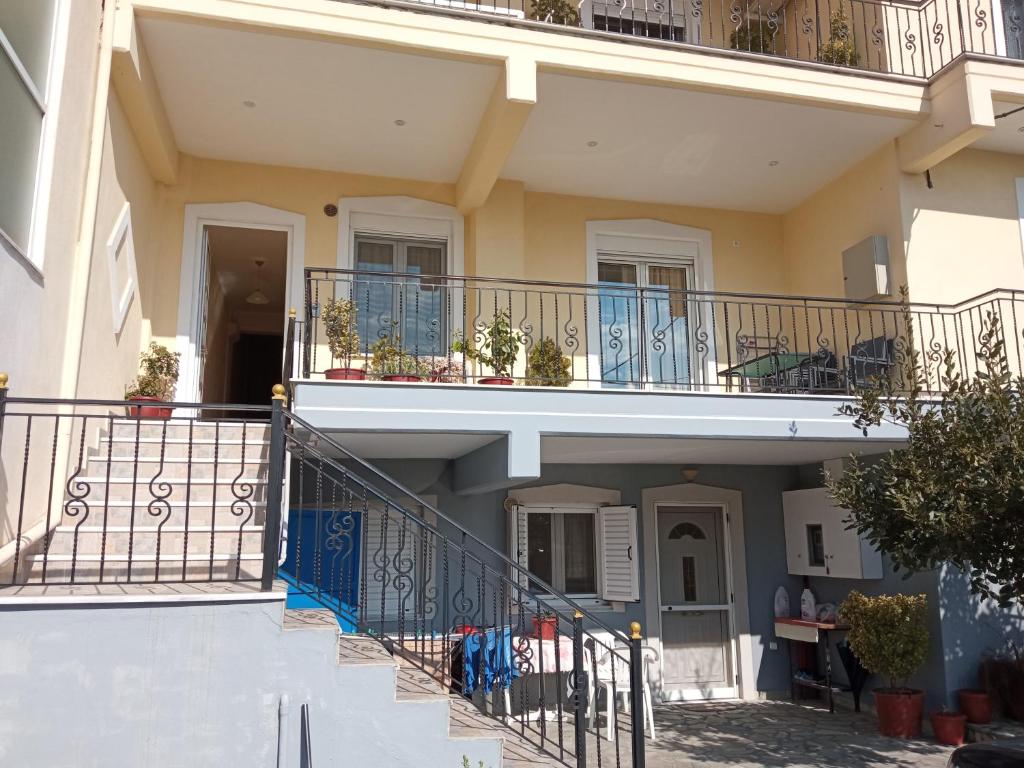 Teo's House 3, Καλαμπάκα (ενημερωμένες τιμές για το 2025)