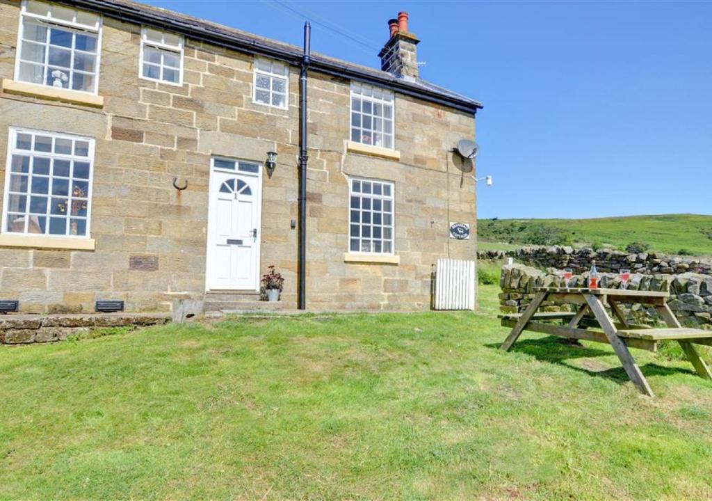 1 Bransdale Cottage, Glaisdale (updated prices 2026)