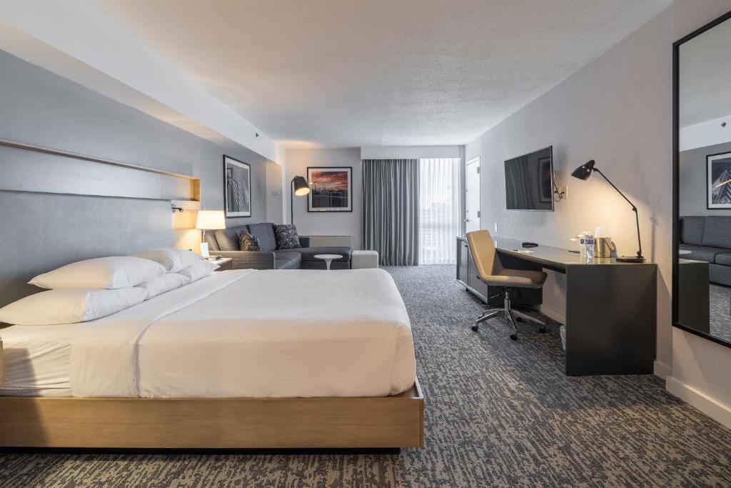 DoubleTree by Hilton New York JFK Airport, Queens (updated prices 2025)