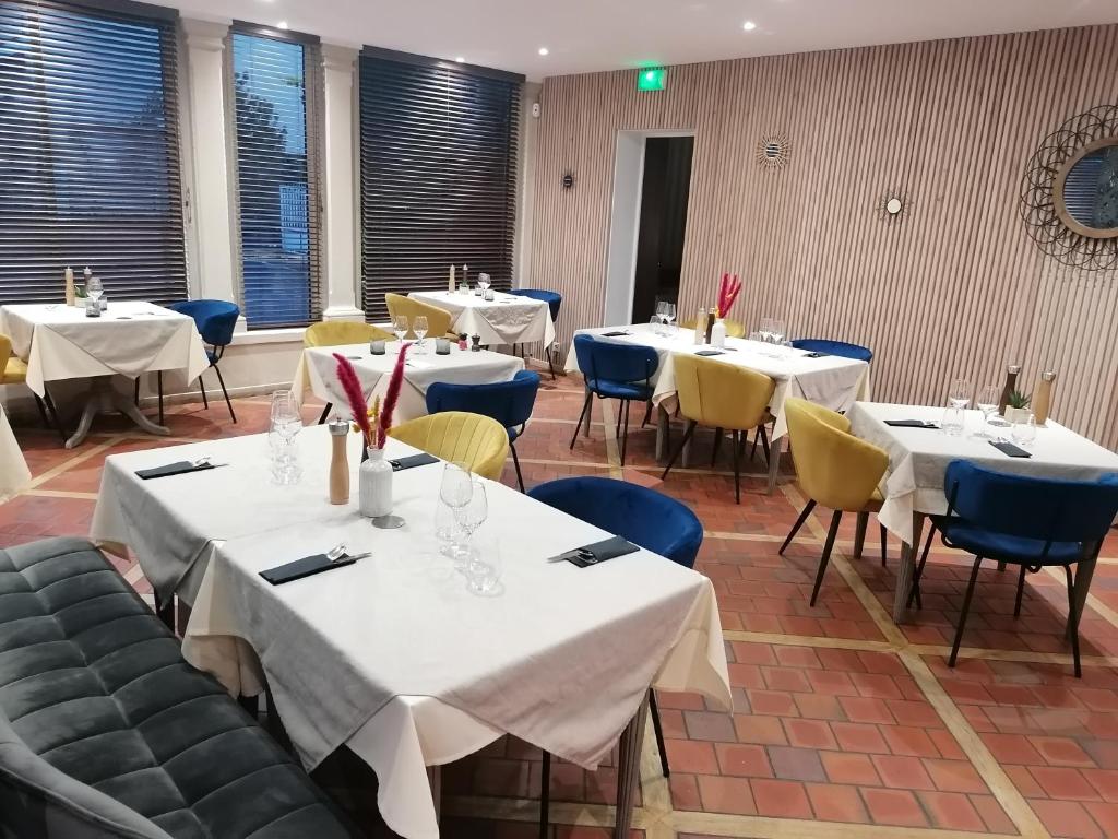 LOGIS Hôtel & Restaurant Le Soleil D'or, Montigny-la-Resle (updated ...