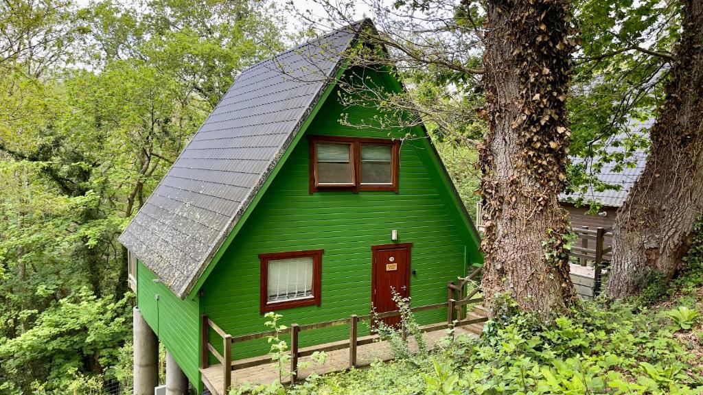 Oak Tree Lodge - A Romantic Getaway- Finlake Resort & Spa - Devon ...