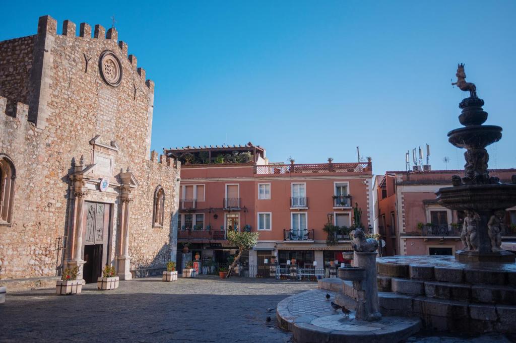 Castalia Apartments & Rooms Duomo Taormina, Taormina (updated prices 2025)