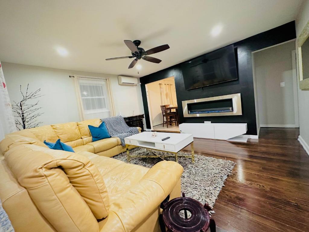 Savvy Beach Stay, Mastic Beach (updated prices 2025)