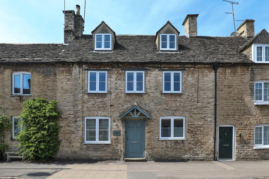 Coombers Mead Cottage, Tetbury (updated prices 2026)