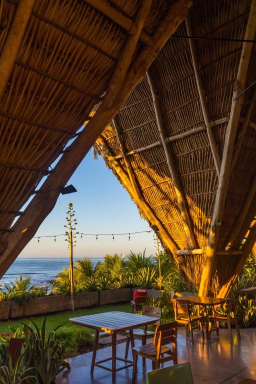 Puro Surf Hotel & Performance Academy, El Zonte (updated prices 2025)