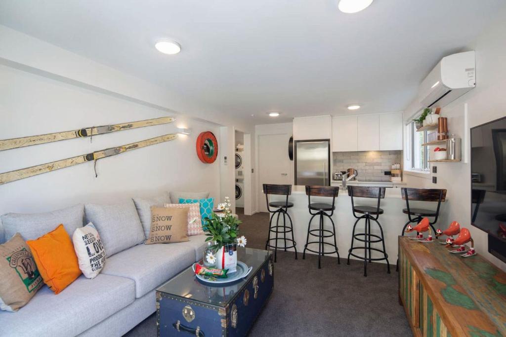 Hillside Villa 2: Free Parking, A\/c & Walk To Town - Arrowtown