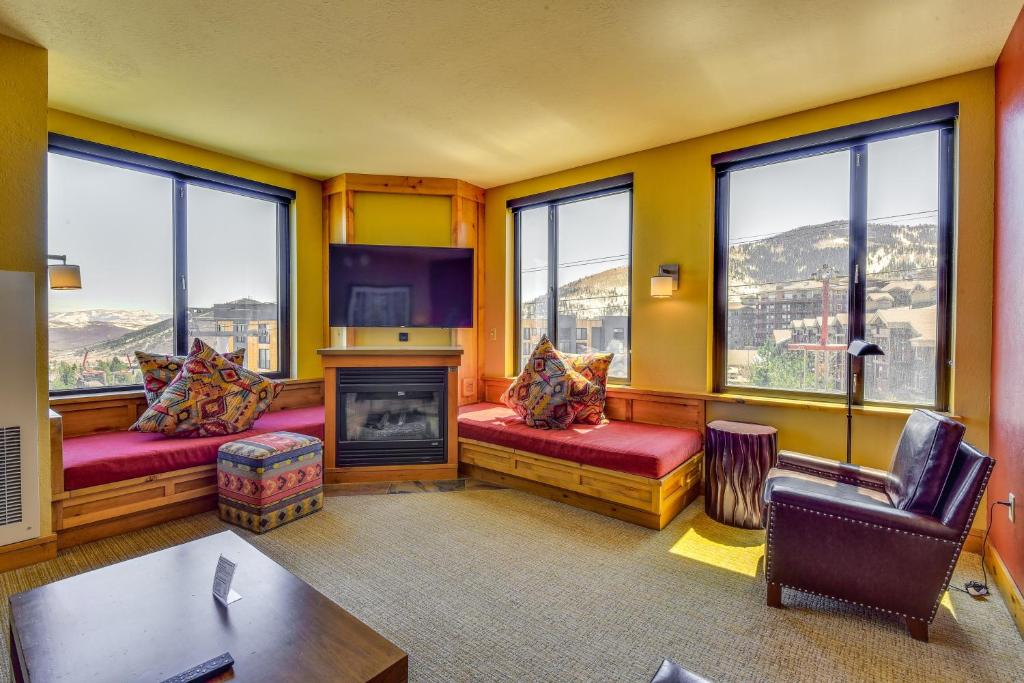 Park City Condo Steps to Canyons Village and Skiing, Park City (updated ...