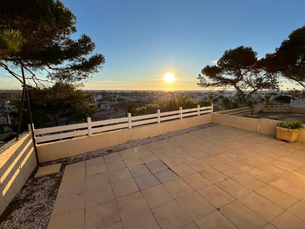 Panorama Mer, Saint Pierre La Mer (updated prices 2026)