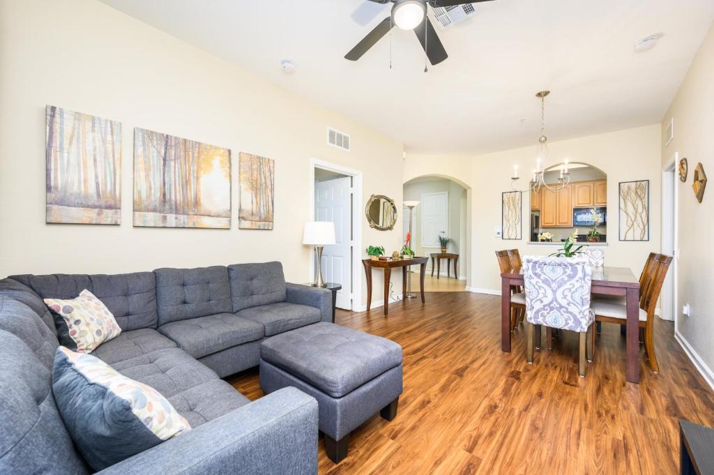 Beautiful Deluxe Condo, Vista Cay - 3023 - Winter Garden, FL