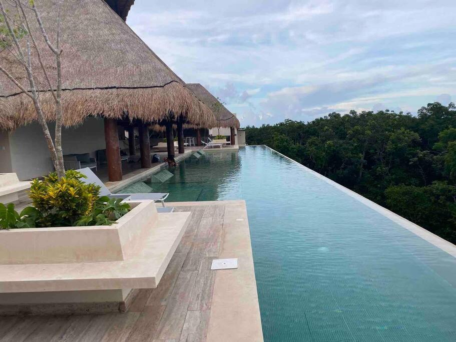 Apartment Gorgeous Rooftop Pool - Jungle Views- 2 free bikes, Tulum ...