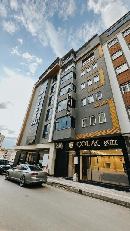 ÇOLAK SUIT, Arsin (tarifs actualisés, 2026)