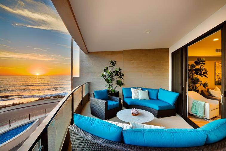 Stunning Oceanfront Getaway at Windansea Beach, San Diego (updated ...