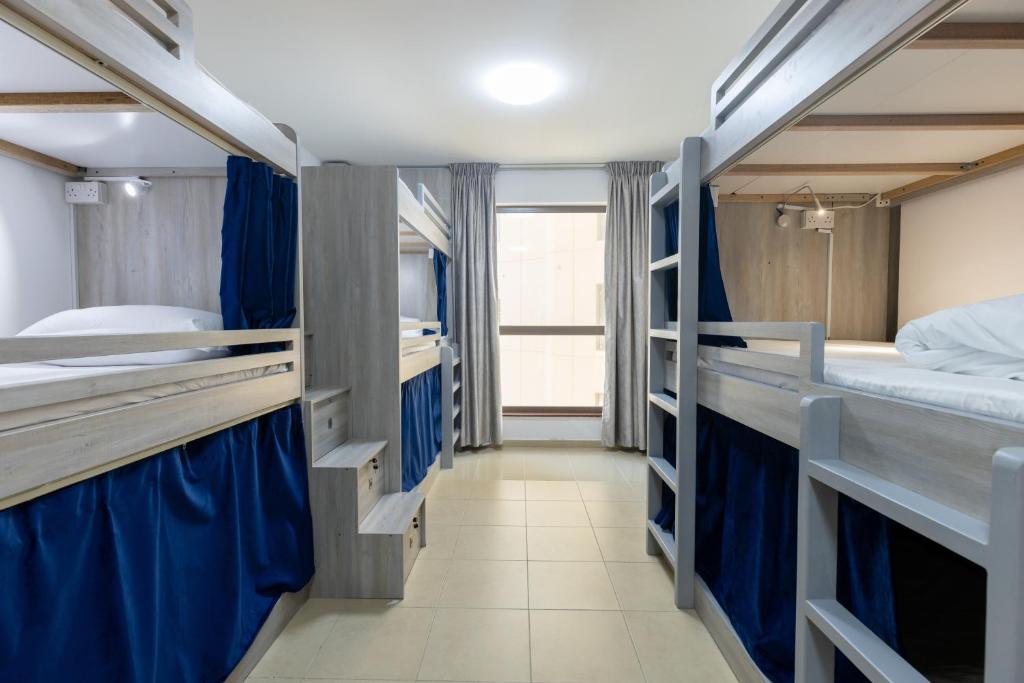 30 Hostels In Dubai for Budget Travellers (2023)| Updated Deals, Photos