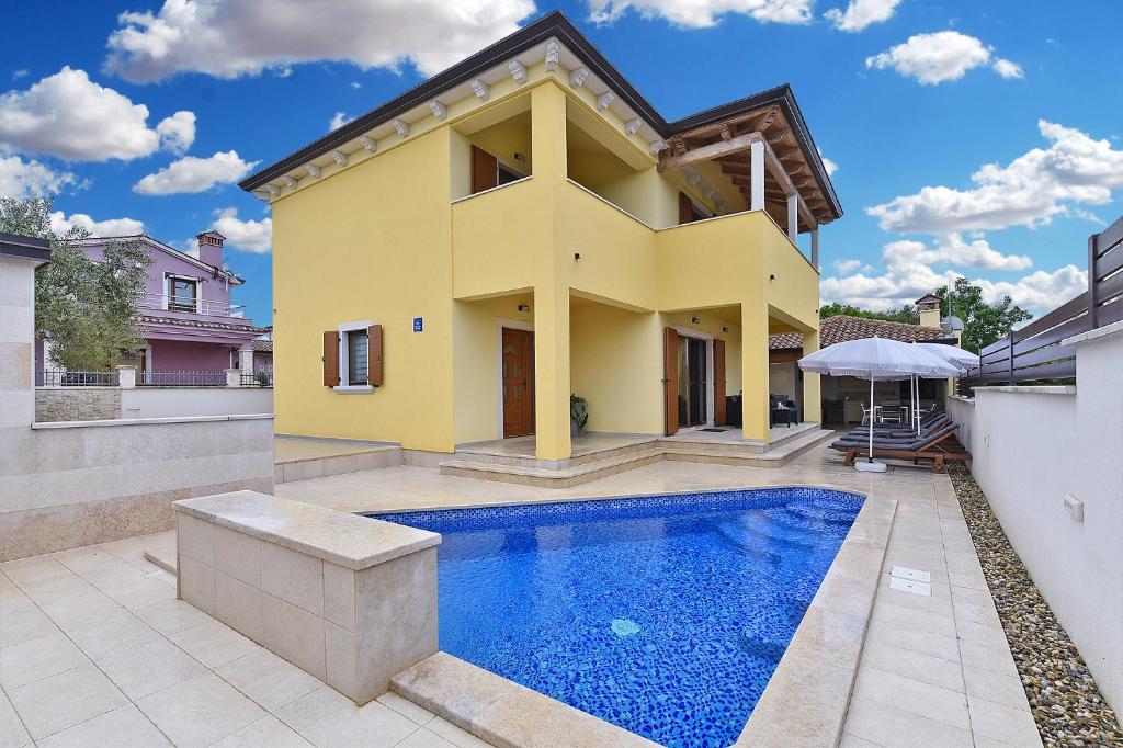 House Betiga 2241, Barbariga (precios actualizados 2025)