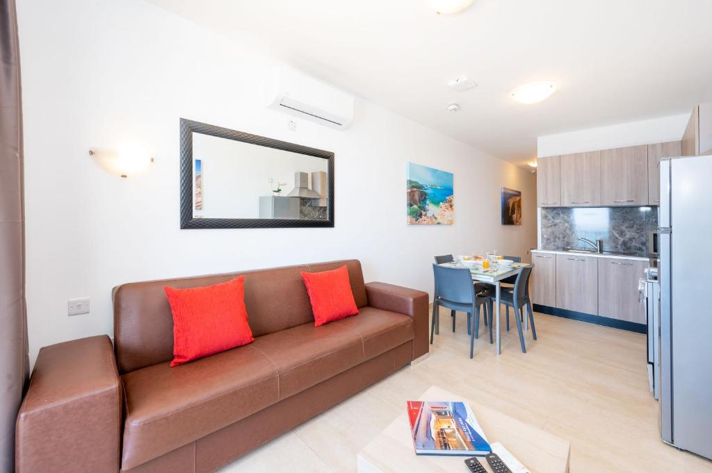 Islet Promenade Seafront 1 Bedroom Apartment with sea view balcony by ...